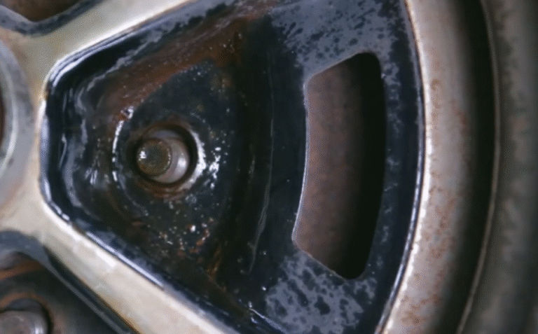 Best Penetrating Oil for Stuck Spark Plugs: The Top Solutions for Tough ...